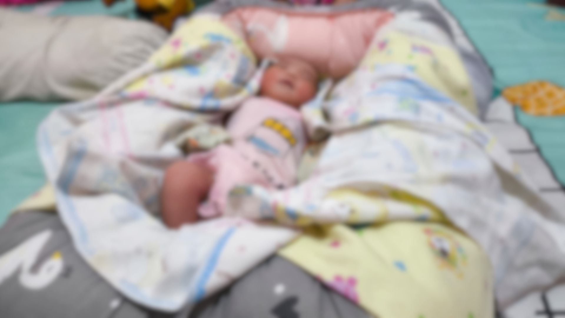 Mau Adopsi Bayi Perempuan yang Dibuang di GORR? Ini Syarat dan Tahapannya