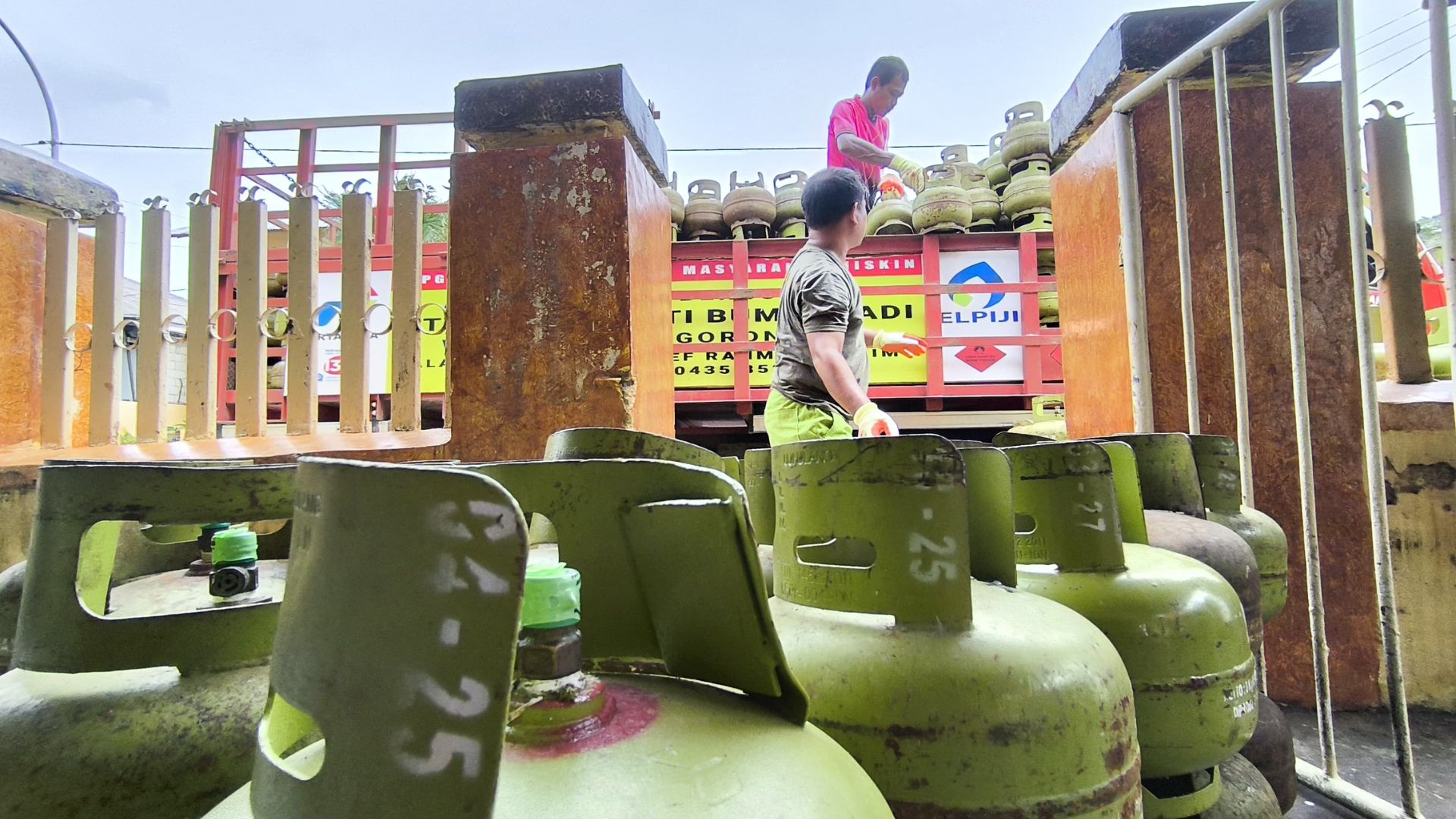 Di Gorontalo Tembus Rp35 Ribu, Harga Elpiji 3 Kg di Pasaran Harusnya ...