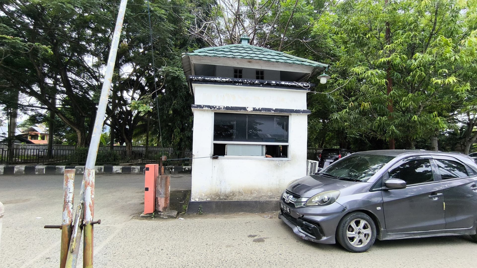 Satpam RSUD Aloei Saboe Kena Sanksi Usai Dugaan Pungli Viral di Medsos