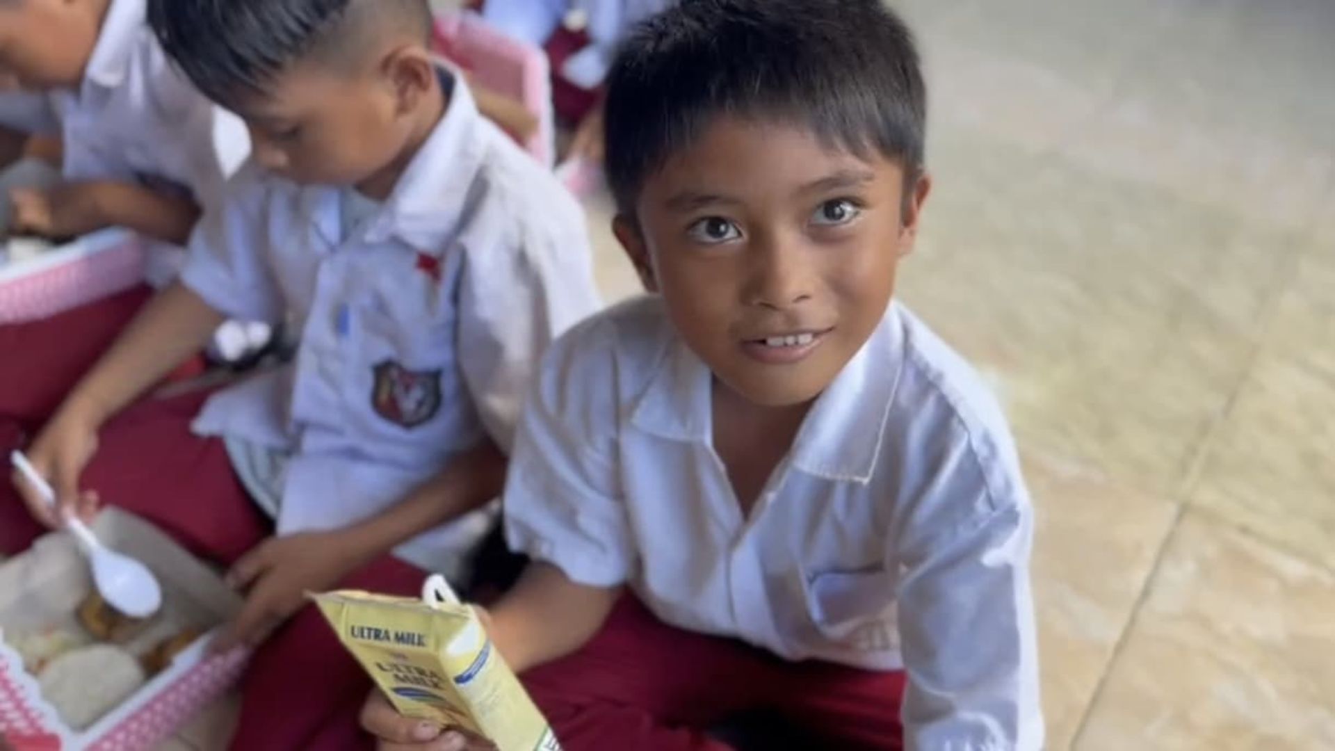 Viral di Medsos, Ini Sosok Bocah SD di Gorontalo Bawa Pulang Makanan ...